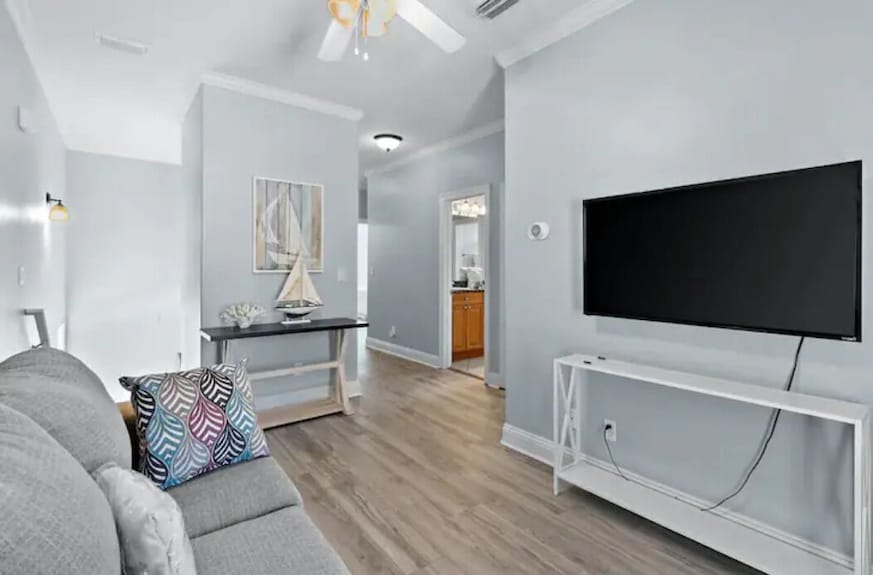 Walk To Crystal Beach!!! Resort Style Pool!!! - Destin, FL