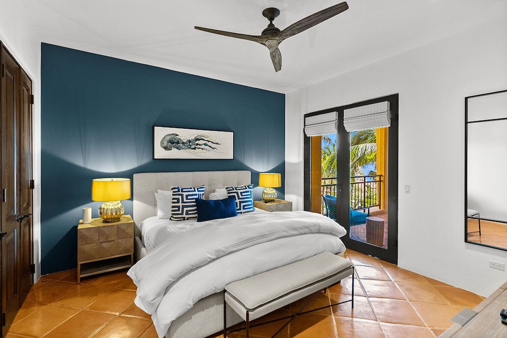 Newly Renovated Condo With Ocean View & Luxury Amenities In Beachfront Resort. Walk To Downtown - Cabo San Lucas