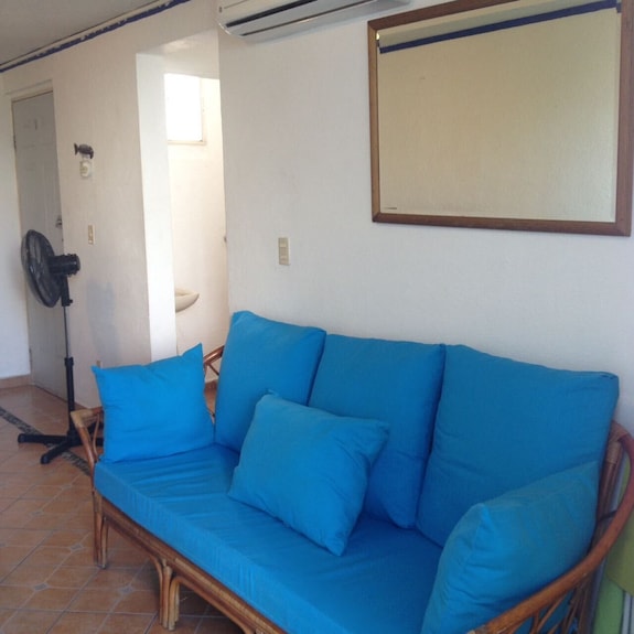 Villa León Acapulco, Tu Casa. - Mexico City International Airport (MEX)