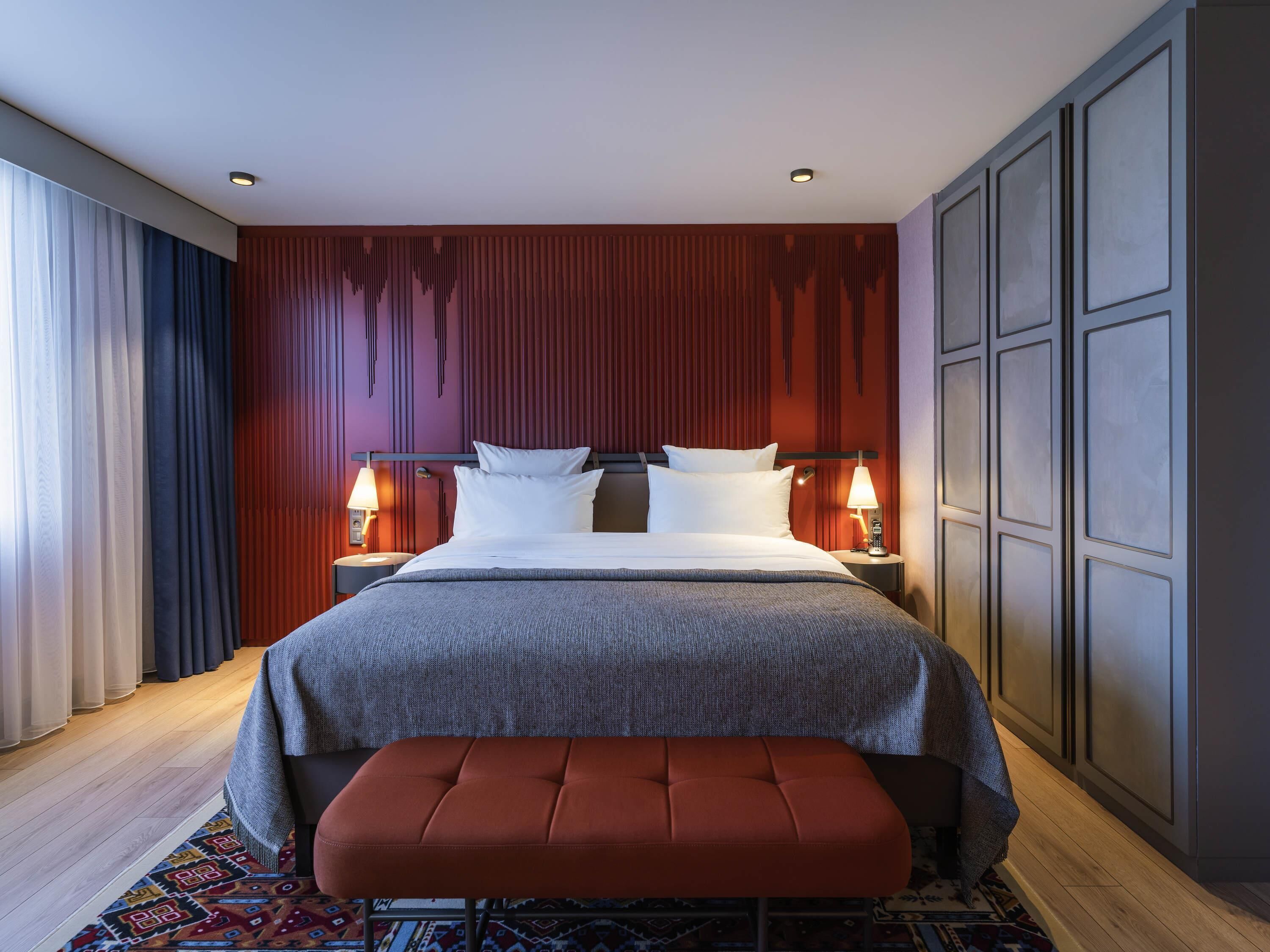Minibar, secretária, quartos insonorizados, Wi-fi grátis 
