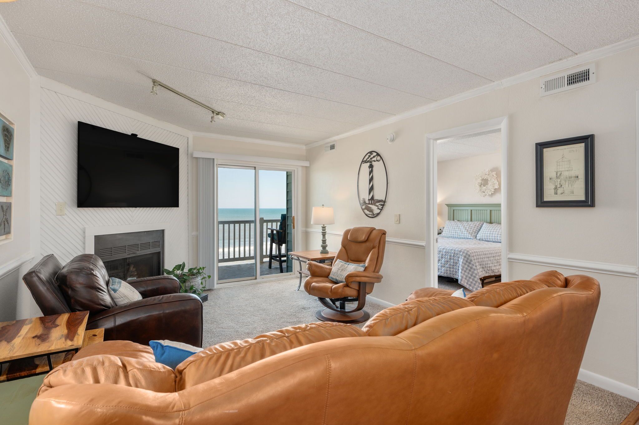 Stunning Top-floor Oceanfront Condo! Pools & New Step In Shower And More! - Nags Head