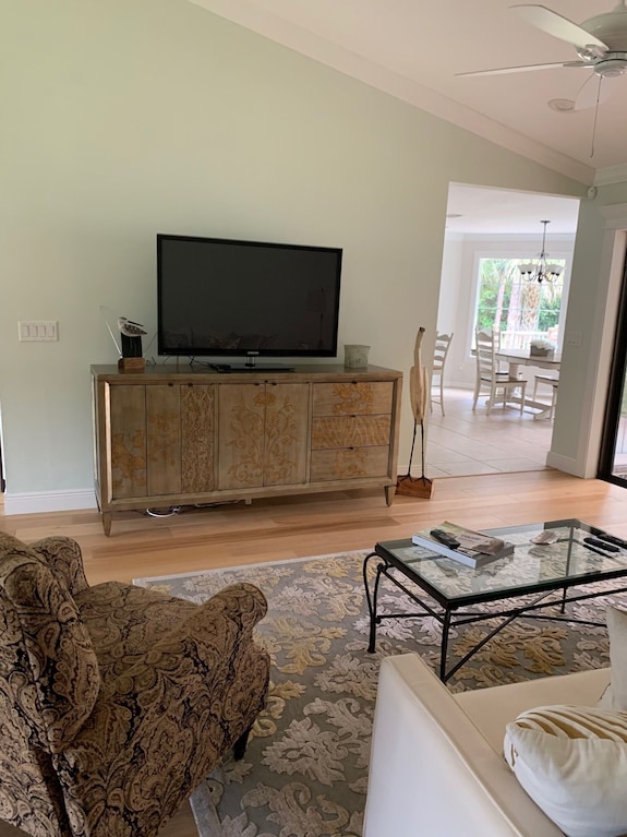 Large Pool, Pickleball Court, Near Beaches, Private Lot - Bonita Springs, FL