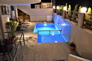 Piscina externa sazonal