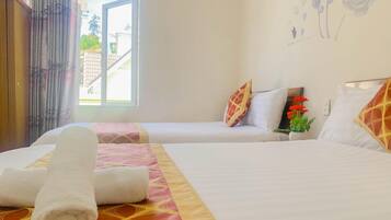 Minibar, secretária, quartos insonorizados, ferro/tábua de engomar