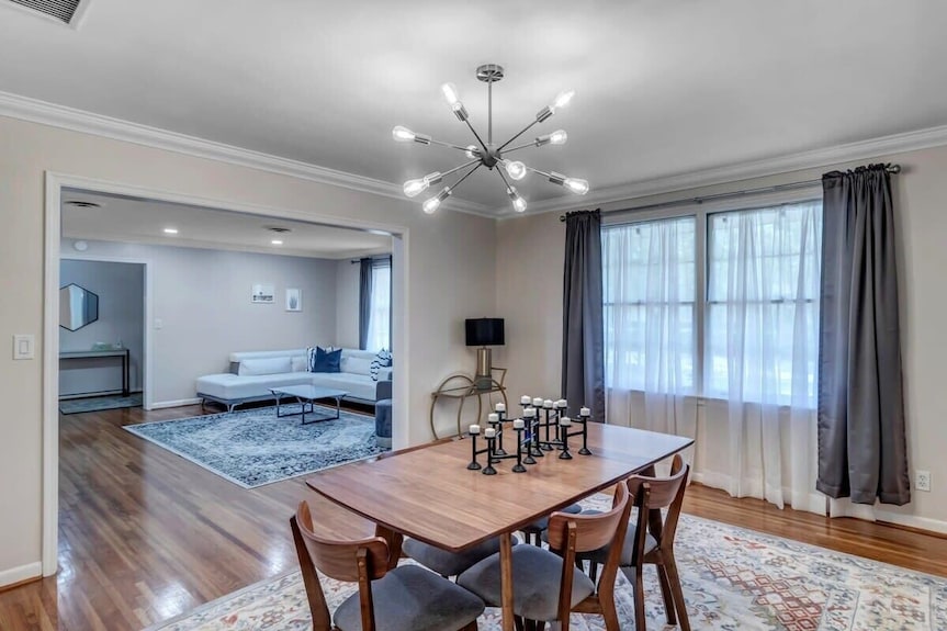 Huge Ranch Style House With An Mcm Flare! - Florida