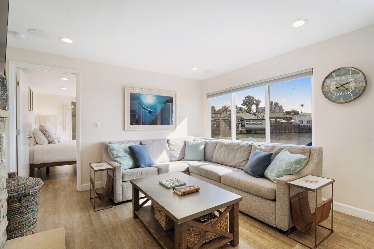 Capitola Venetian #1 – Historic Beachfront Getaway - Santa Cruz, CA