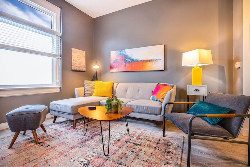 New Contemporary, Historical Unit From 5 Star Host - Tracy Aviary & Botanical Gardens