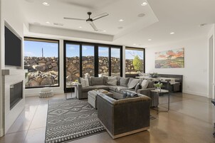 Casa, 3 quartos | Sala de estar | Smart TV, serviços de streaming 