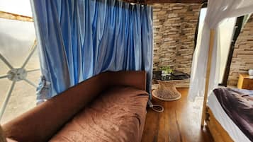 Cabine | 1 quarto, Wi-fi grátis, roupa de cama fornecida