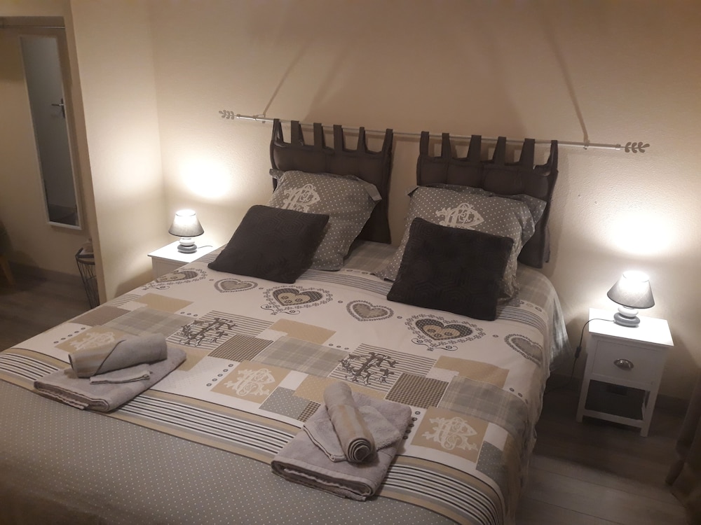 A Deux Pas De Honfleur - Plage de Pennedepie