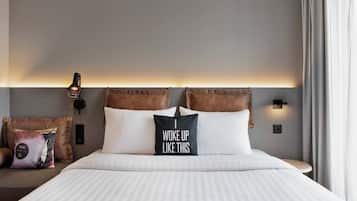 Quarto, 1 cama queen-size, não fumadores | 1 quarto, secretária, secretária adequada para computadores portáteis