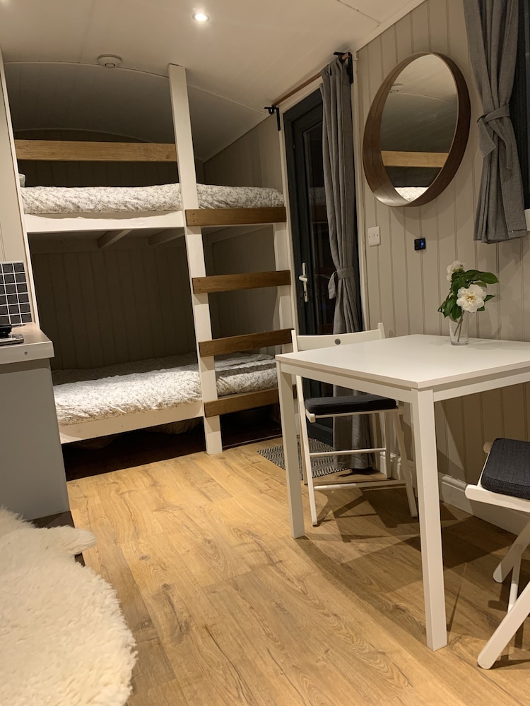 Swaledale Shepherds Hut - Dartmoor Forest
