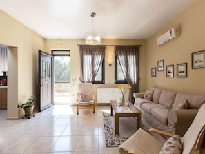 Villa, 4 quartos | 4 quartos, ferro/tábua de engomar, roupa de cama fornecida