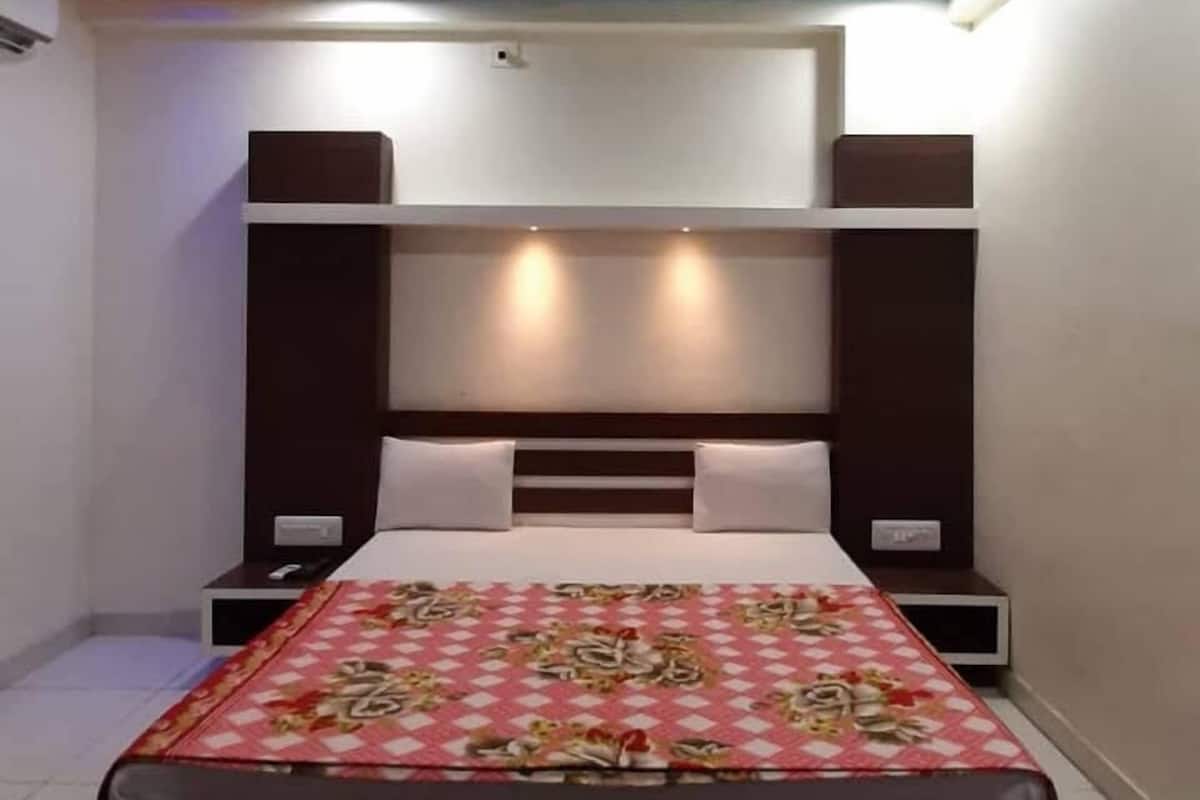 Quarto casal luxo | Wi-Fi de cortesia