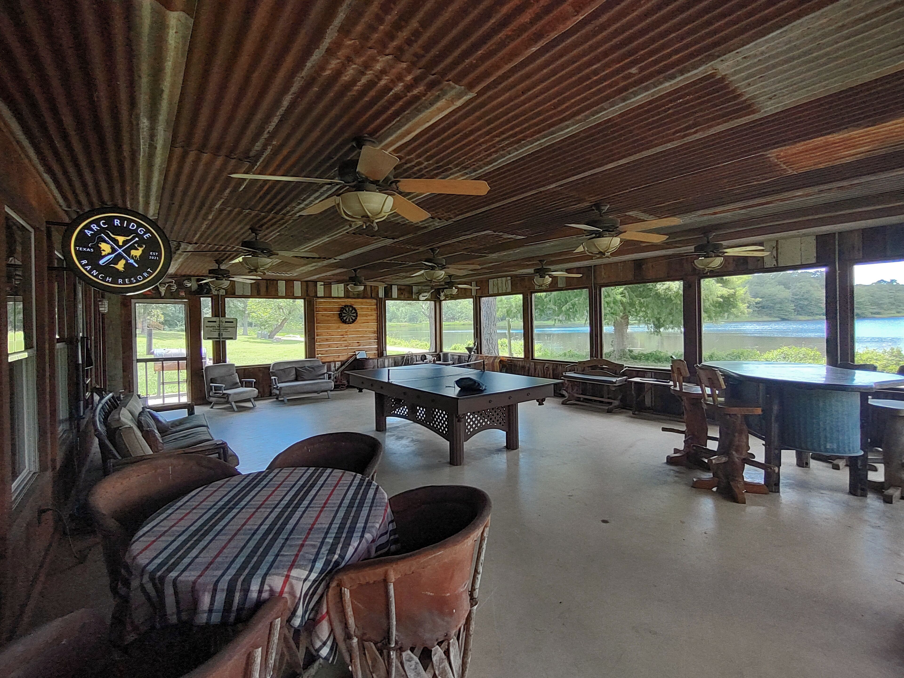 Cantina Lake House - Arcridgeranchresort.com - Van, TX