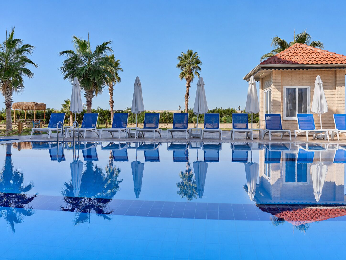 Piscina exterior sazonal 