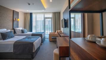 Minibar, cofre no quarto, quartos insonorizados, Wi-fi grátis