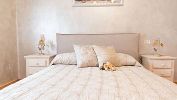 Vila conforto, 2 quartos | 2 quartos, Wi-Fi de cortesia, roupa de cama