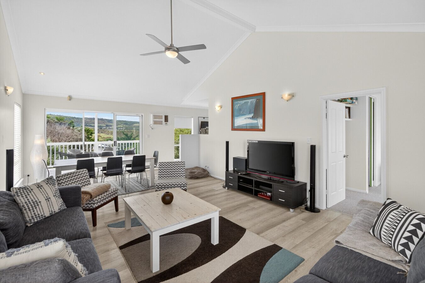 Surf Lovers - 28 Seagull Ave, Chiton - Victor Harbor