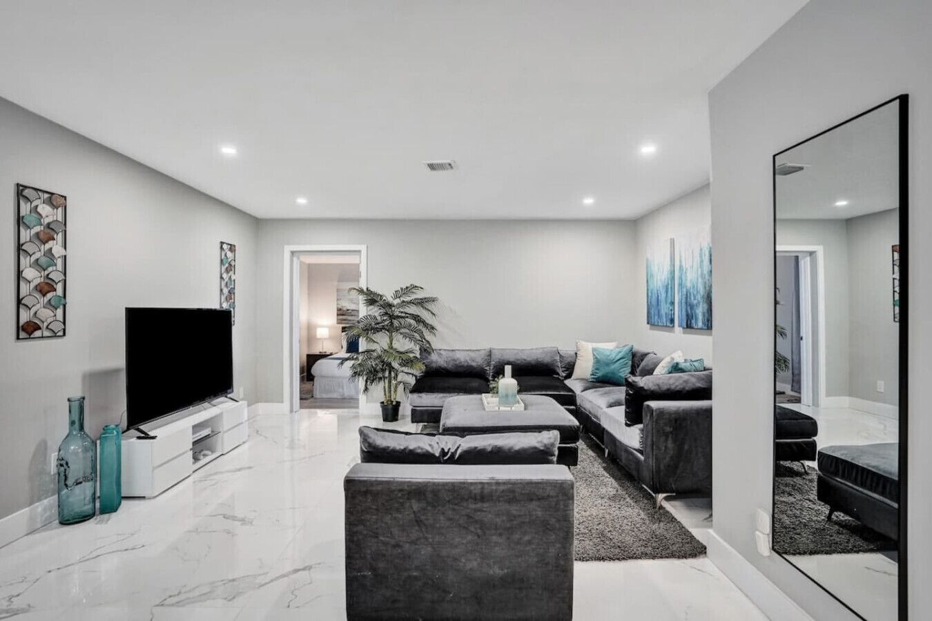 Elegant & Cozy Heated Pool/5 Min To Beach/gameroom - Hollywood, FL