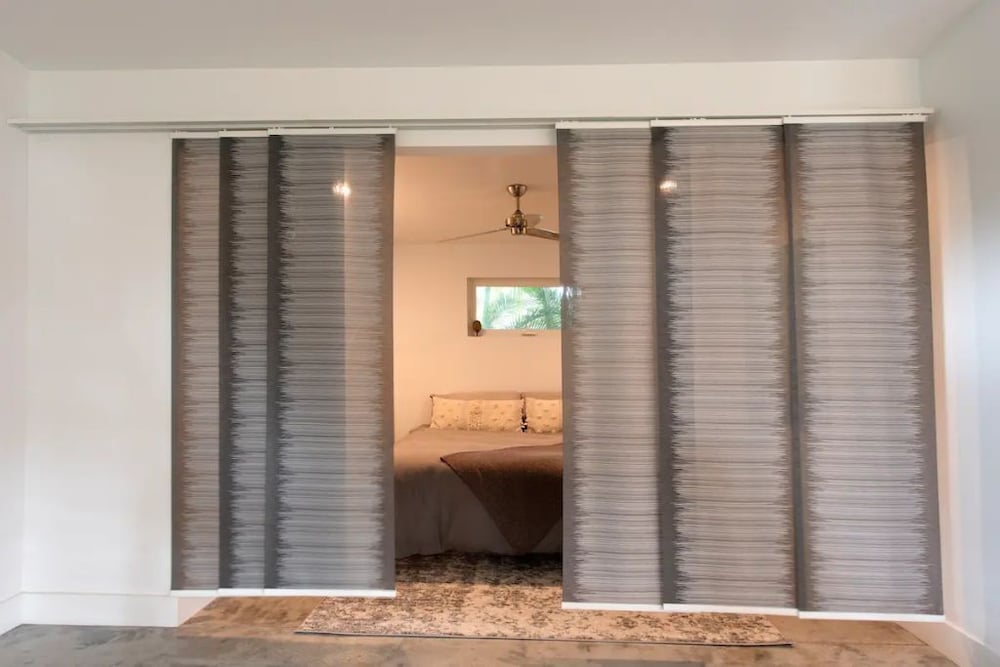 Brand New 1 Bedroom, 1 Bath Guest House! Sleeps 3 - Bradenton, FL
