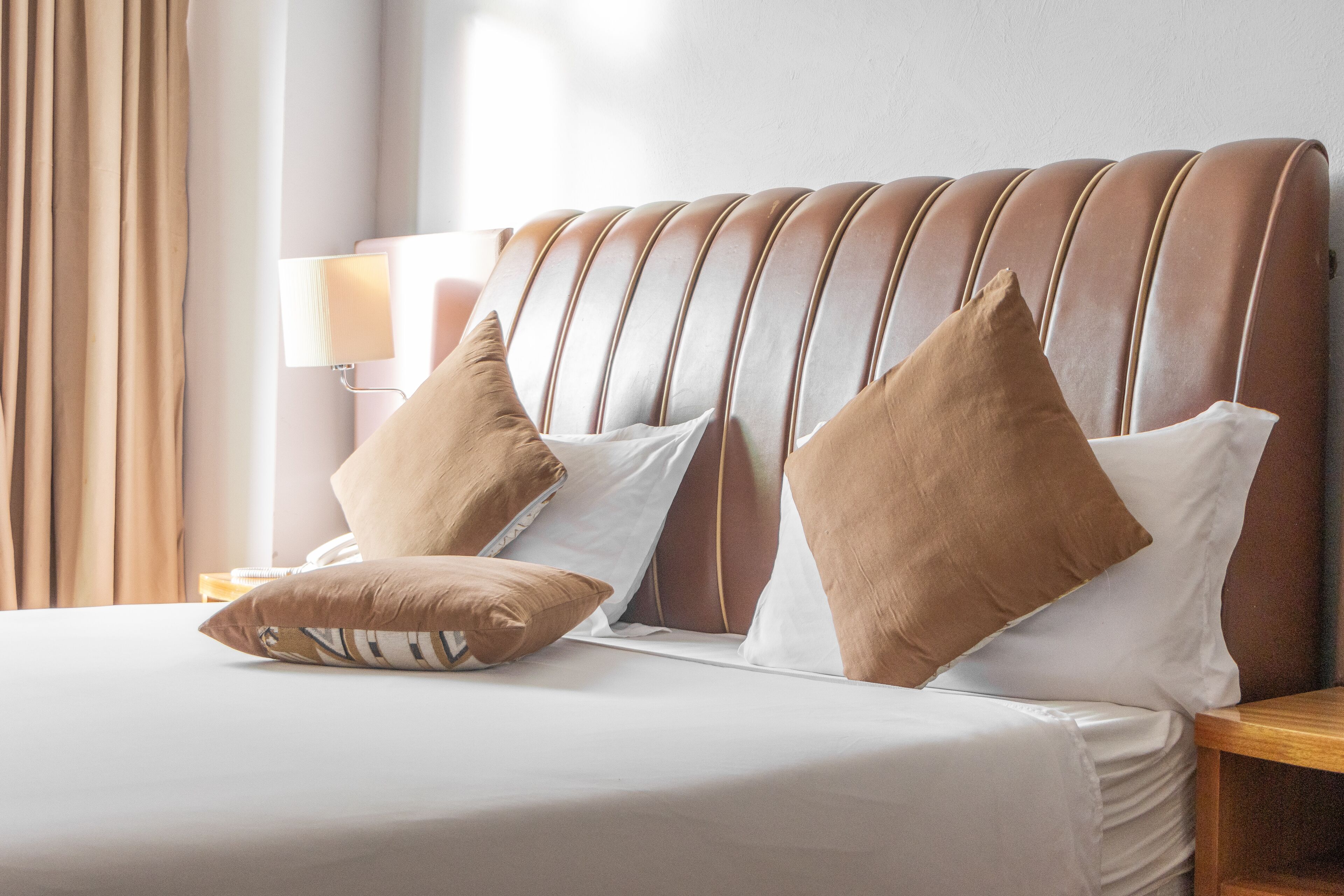 Quarto Executivo | Minibar, cofre no quarto, secretária, quartos insonorizados 