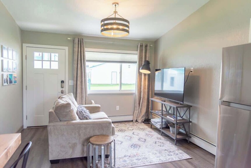 Upscale Mountain View Stay Steps To Downtown - Alaska