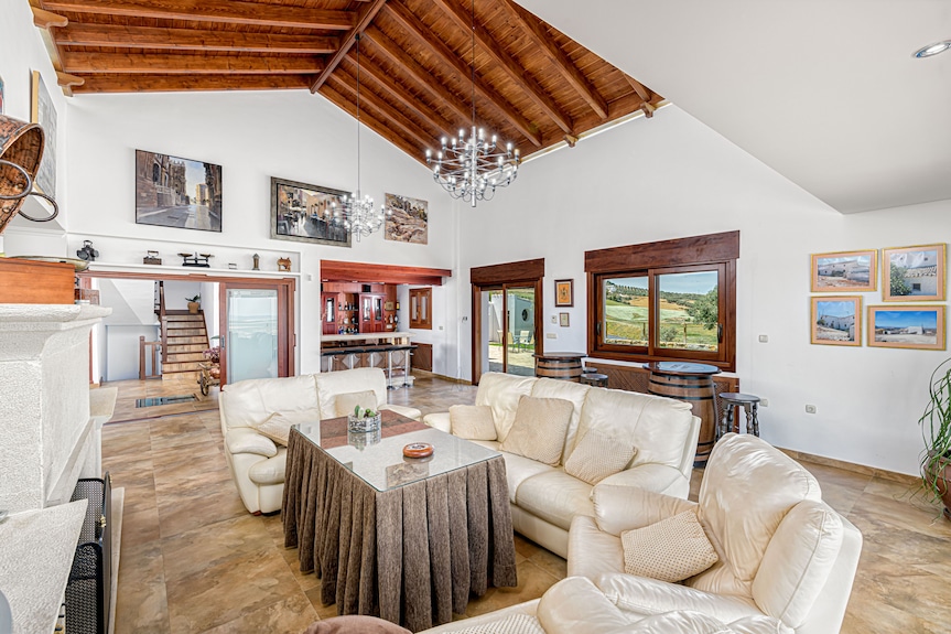 Villa Antequera With Mountain Views - Antequera