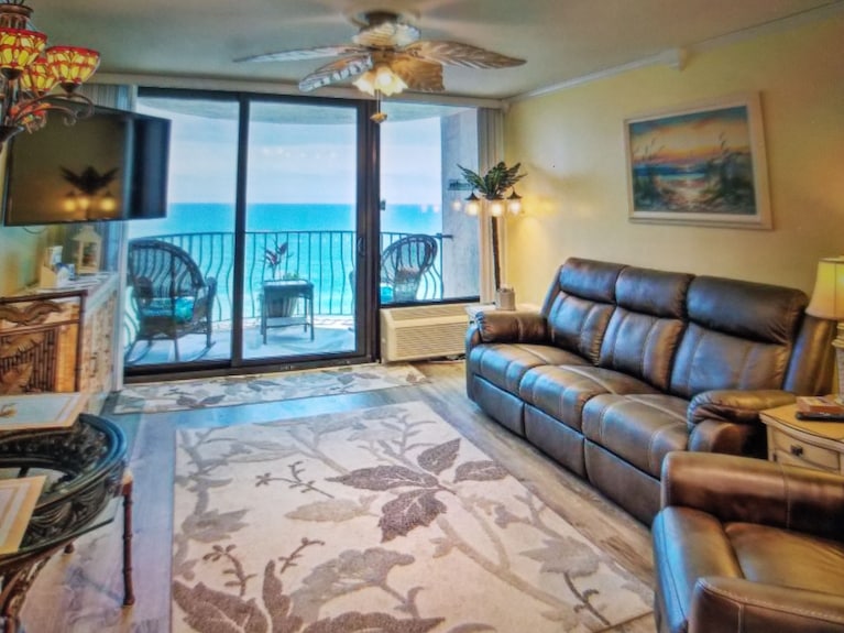 Direct Oceanfront- Palms Resort - Myrtle Beach, SC