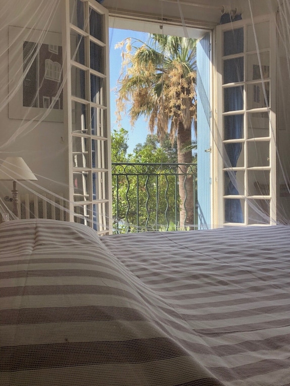 Le Tassergal : Port Gimaud / St Tropez, 2 Chambres Vue Sur L'eau - Plage de Pampelonne