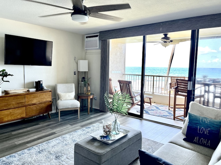 Kona Reef Oceanfront A-16 - Kailua-Kona