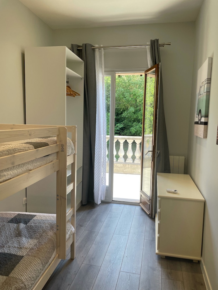 Pleasant, Contemporary Villa, Sunny, Quiet In A Green Setting - Valbonne