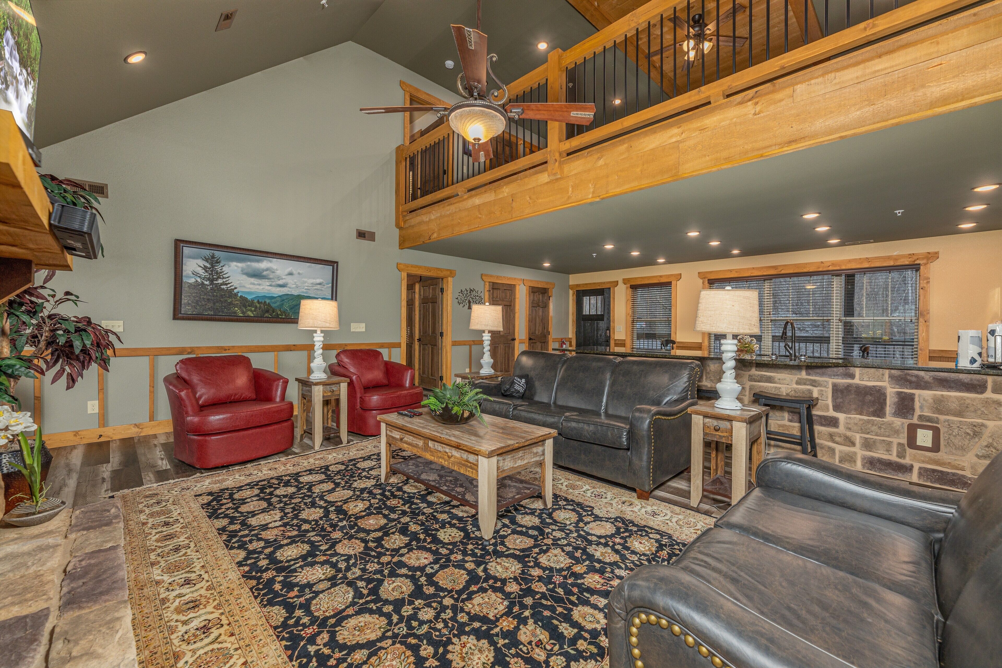 Spacious 4br, Hot Tub, Games Close To Dollywood. - Pigeon Forge, TN