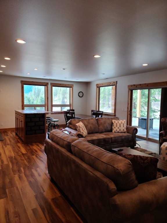 Country Guest Cottage. Lower Level, Private, Quiet, Minutes From Leavenworth. - Washington