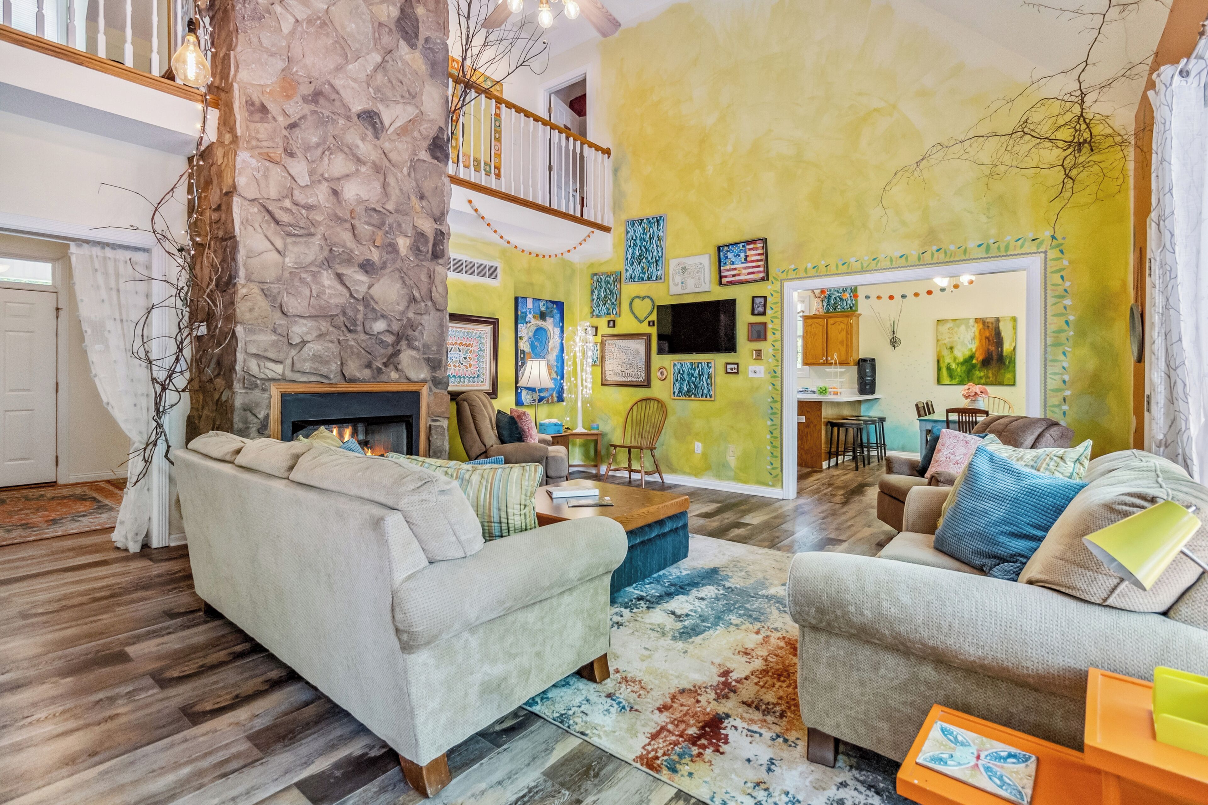 Welcome To Gallery On The South Fork  A Lake Lovers Dream - Kentucky