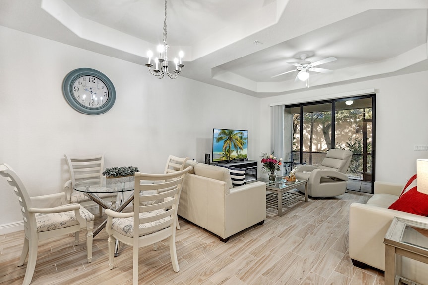 Modern Oasis Pool Paradise - Sanibel Island, FL