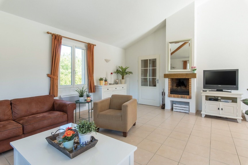 Villa De Luxe En Ardèche | Villa Des Montagnes | 4 Chambres | Piscine Privée | Parfait Pour Les Fami - Ardèche