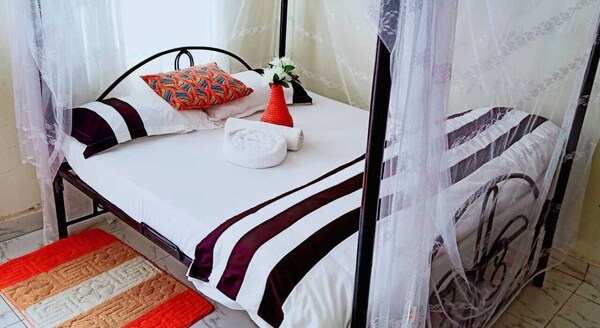 Cosmos Haven Studio - Kisumu