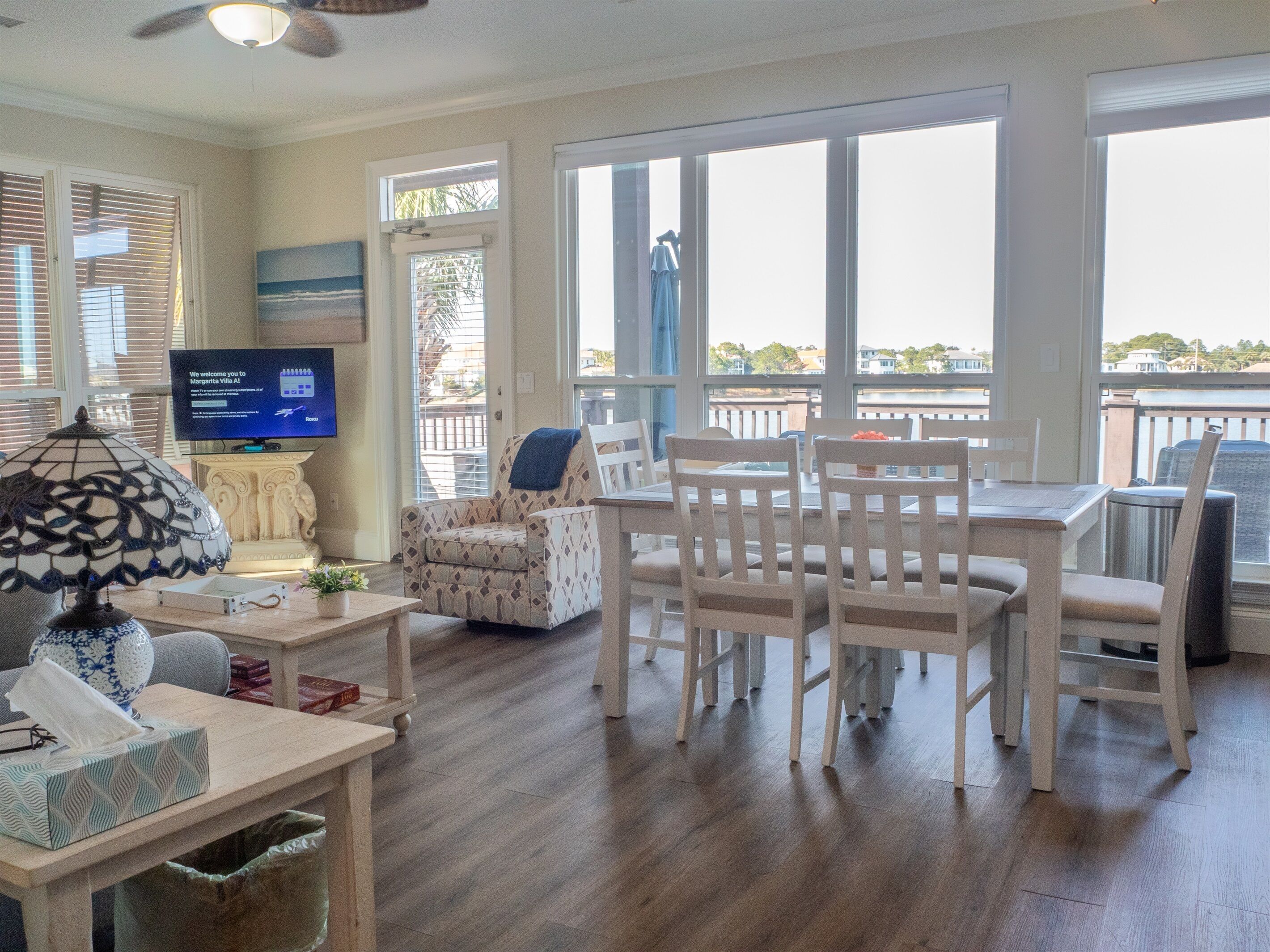 3min To Beach|heated Pool|lower Waterfront Villa - 德斯坦