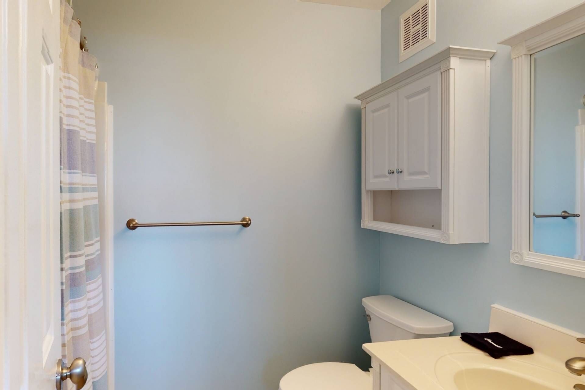 Oceanfront Condo, Stunning Views, Pool, Beach Access, Walk To Boardwalk - Carolina Beach, NC
