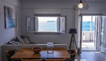 Villa Nobre, piscina privativa, vista para o mar | Com decoração personalizada, com mobília individualizada 