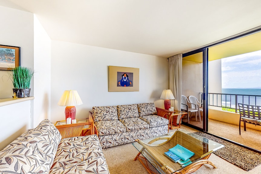 Sugar Beach Resort Condo W\/ Shared Pool\/hot Tub, Private W\/d-surf, Bike, Golf - Maui, HI