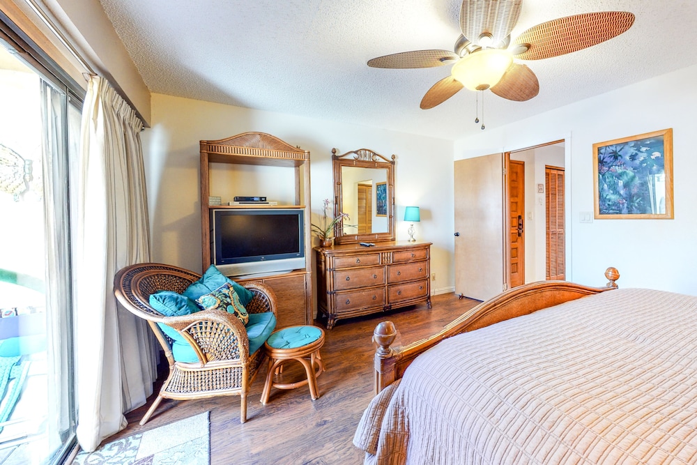 Ground-floor Condo With Tropical Lanai, Lagoon Pool, Ac & W/d - Beaches Await - Maui, HI