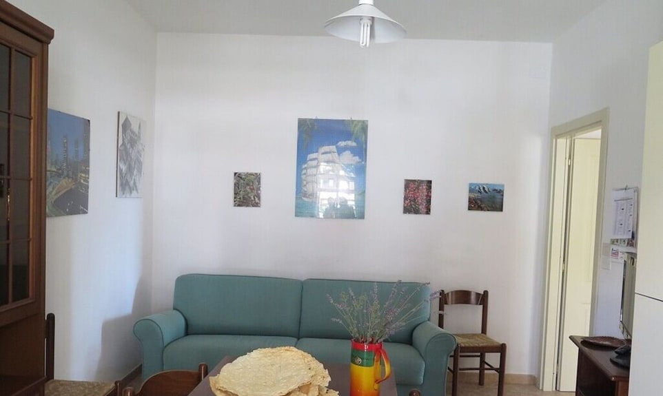 Villa Maria Three-room Apartment With Large Garden Near The Sea - Sardinia