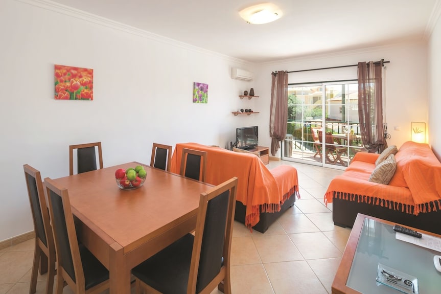 Apt. Palmeira, Just Steps From The 2 Pools - Faro District