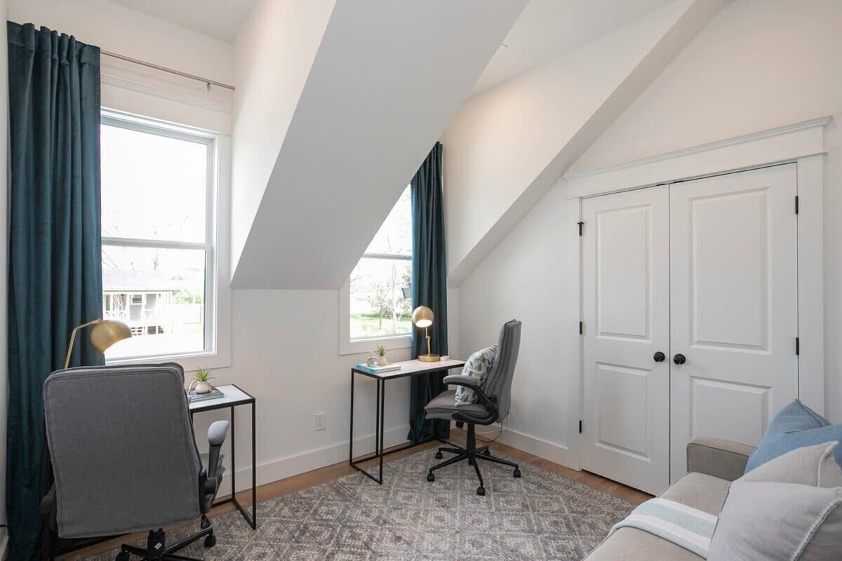 Game Room, Fireplace & Hot Tub! - Nashville