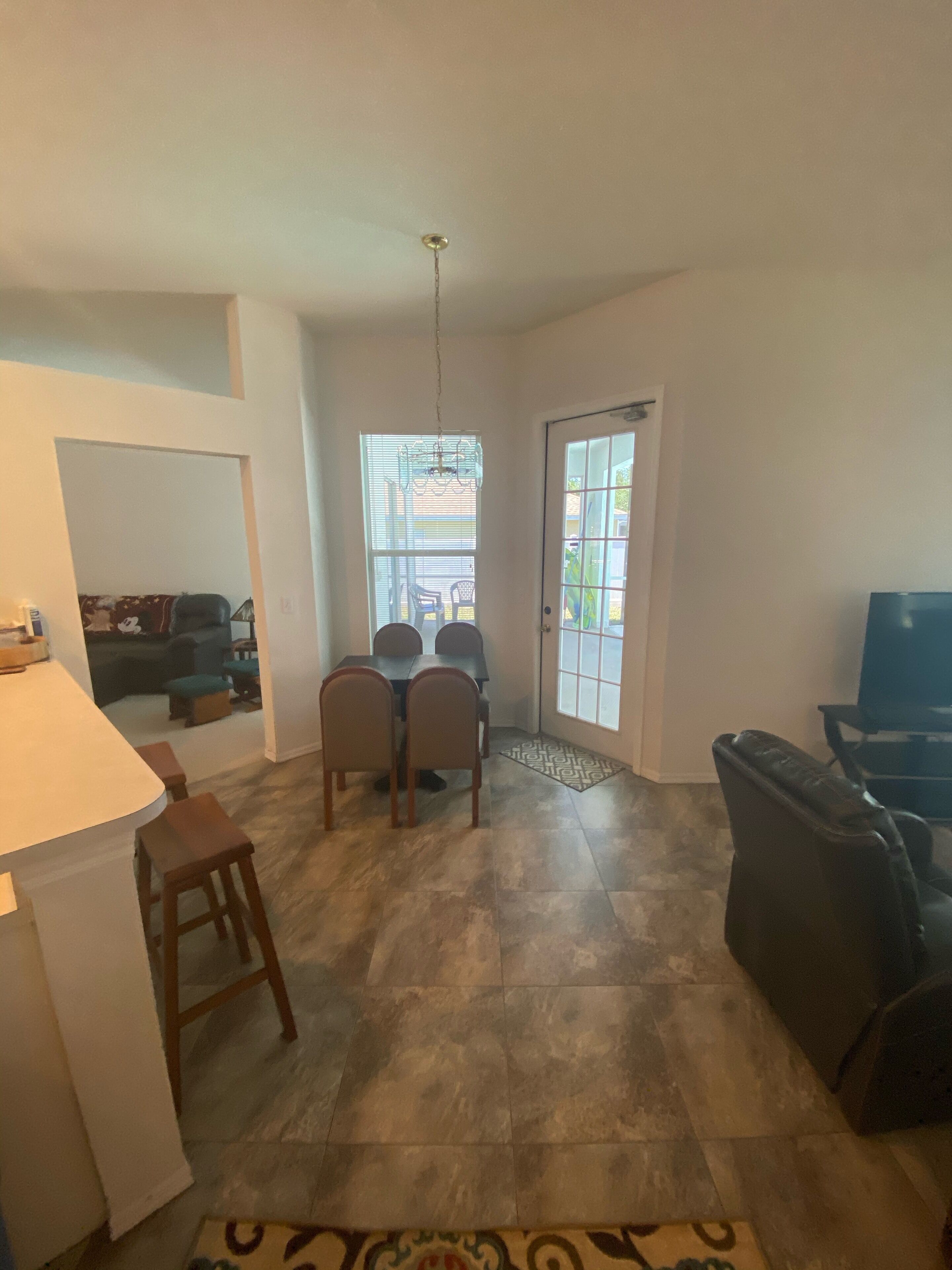 3 Bedroom 2 Bath Ranch With Pool - Plant City, FL