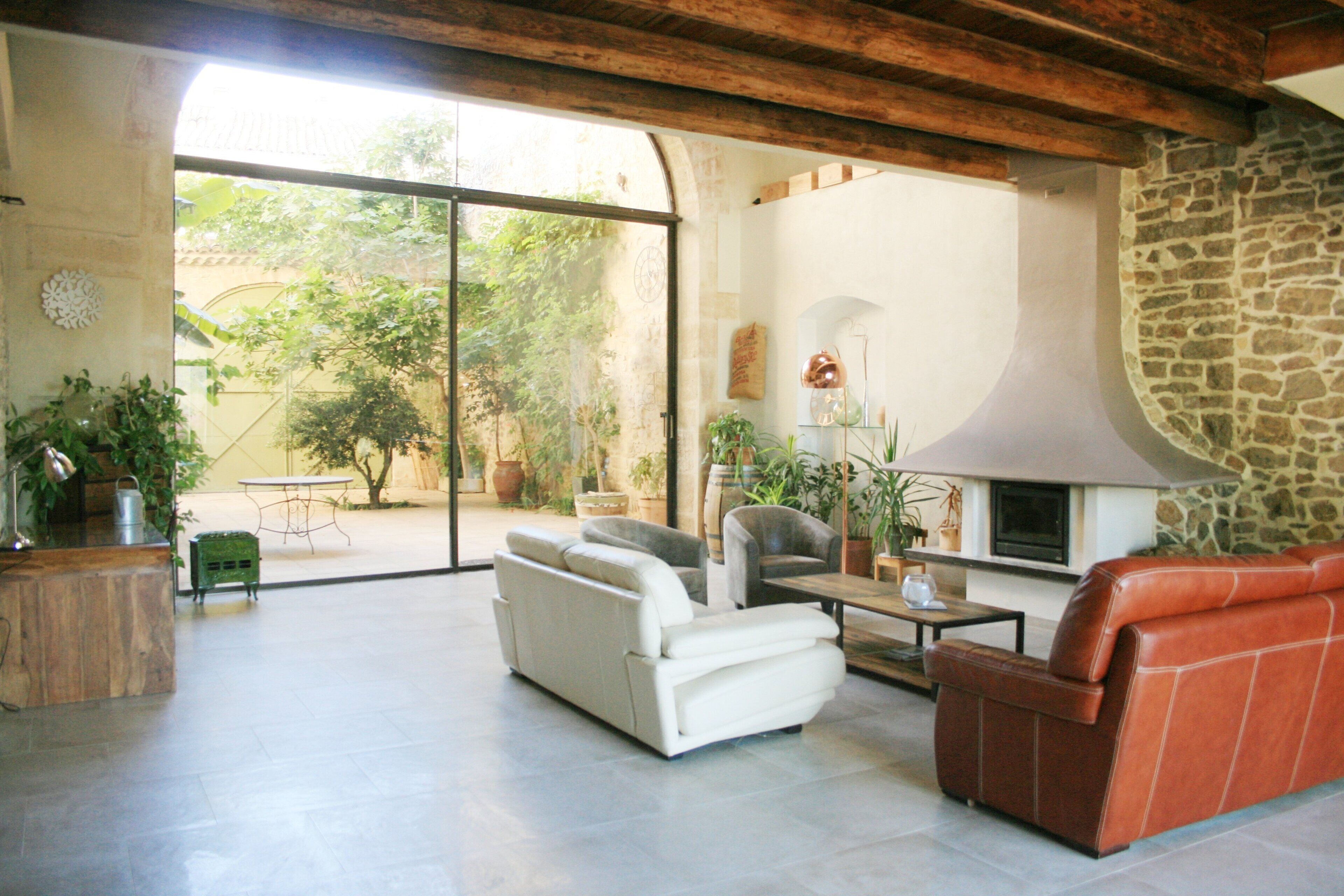 La Atemporal - Nîmes