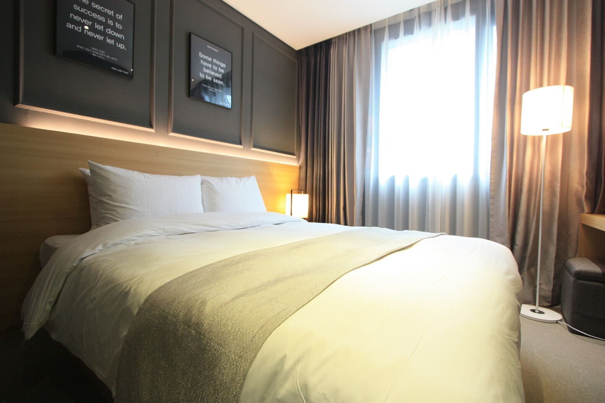 Quarto (Standard Double Room) | 1 quarto, Wi-fi grátis, roupa de cama fornecida 