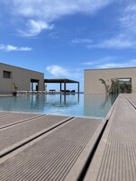 Piscina exterior sazonal 